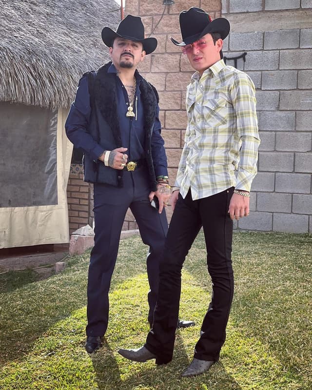 Los Dos Carnales: Así se oye 'Ranchero de Más', su nueva canción ...