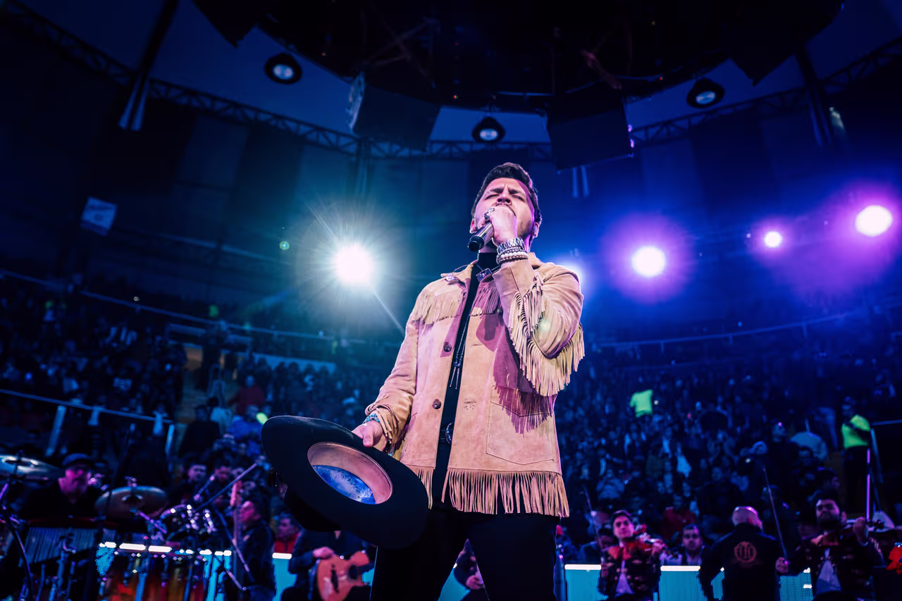 Christian Nodal presenta adelanto de nueva canción junto a Sebastián ...