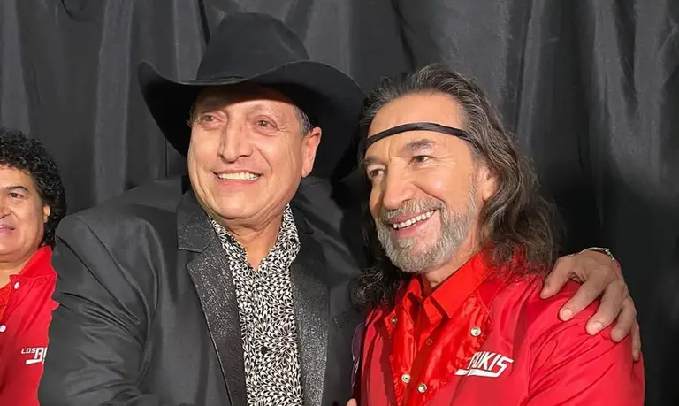 Ramiro Delgado disfrutó del concierto de Los Bukis y consintió a sus ...