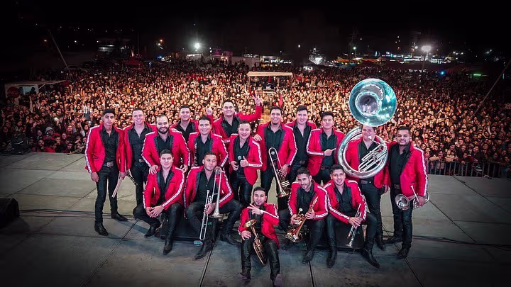 Con treinta éxitos, Banda Los Recoditos lanza su disco '30 Aniversario ...