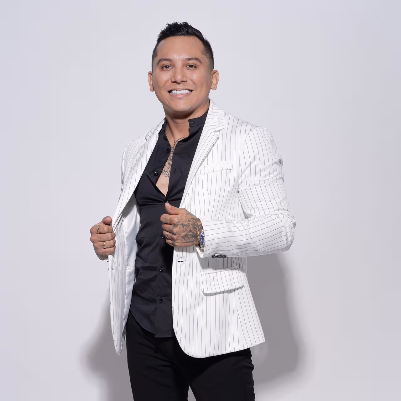 Edwin Luna recuerda su primer trabajo como botarga y cuánto ganaba ...