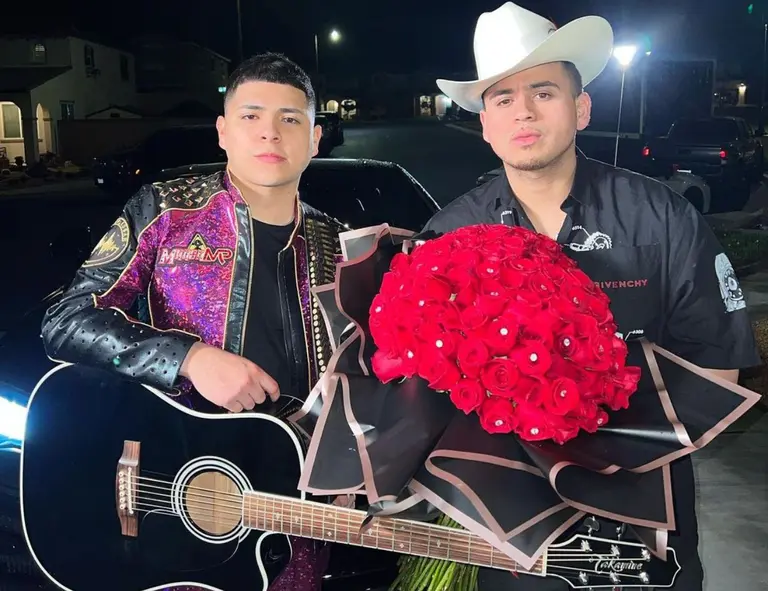 Fuerza Regida y Marca MP estrenan "Tu Ventana", perfecta para una ...