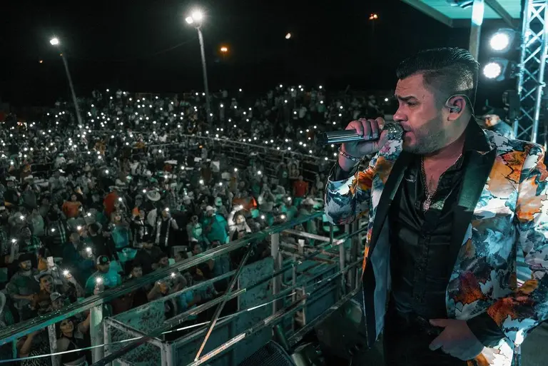 Gerardo Díaz y Alemi Bustos rinden homenaje con tema a los productores ...