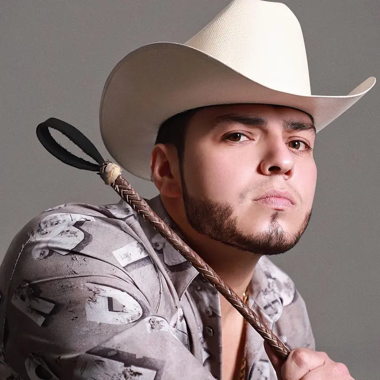 Lenin Ramírez regresa a sus orígenes en su nuevo disco 'Sin Perder El ...