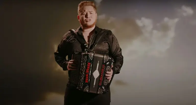 Los Rojos estrenan su versión de 'Vencedor' con la voz de Valentín ...