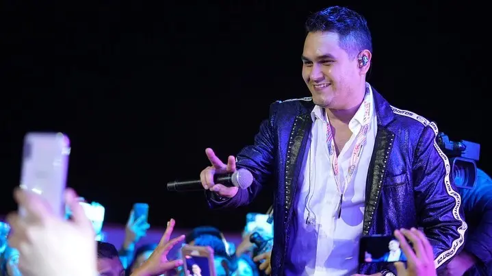 Samuel Sarmiento cumple deseo de un fan de Los Recoditos | Shows ...