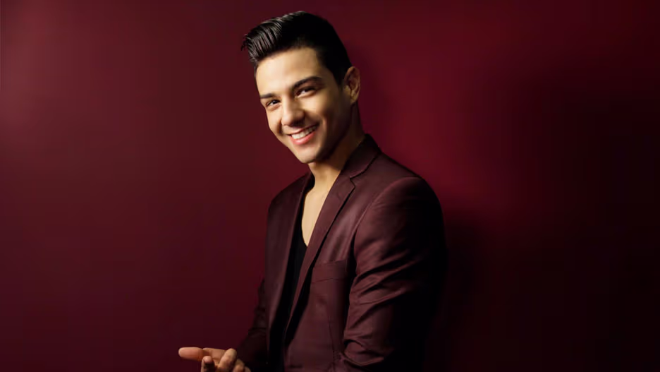 Luis Coronel es todo un ‘influencer’ | Shows Noticias | Bandamax