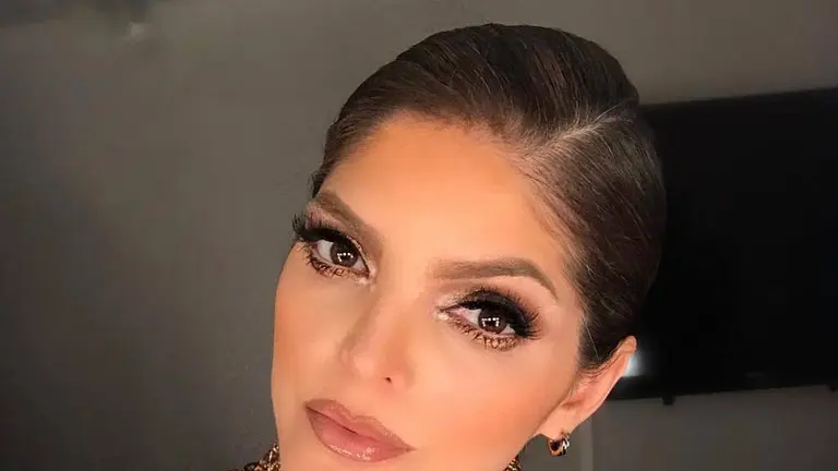 Sorprende Ana Bárbara con diminuta cintura | Shows Noticias | Bandamax Sorprende Ana Bárbara con diminuta cintura | Shows Noticias | Bandamax