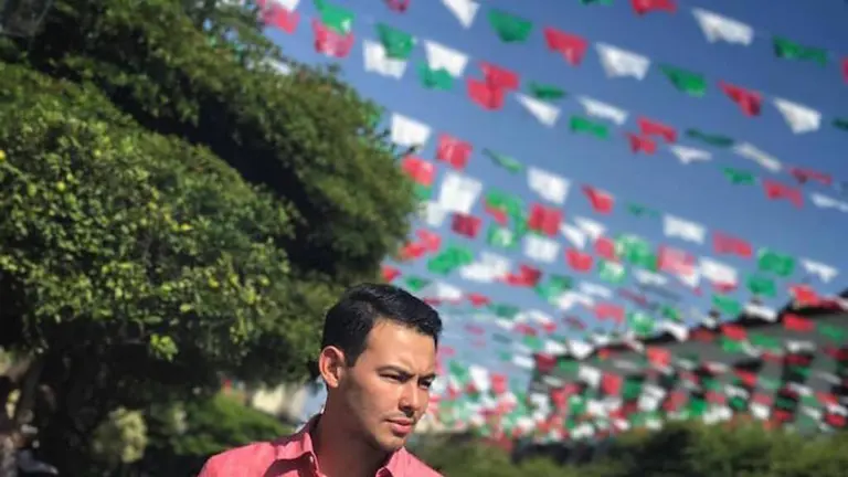 'El Yaki' presenta su nuevo video, 'Convénceme' | Shows Noticias | Bandamax 'El Yaki' presenta su nuevo video, 'Convénceme' | Shows Noticias | Bandamax