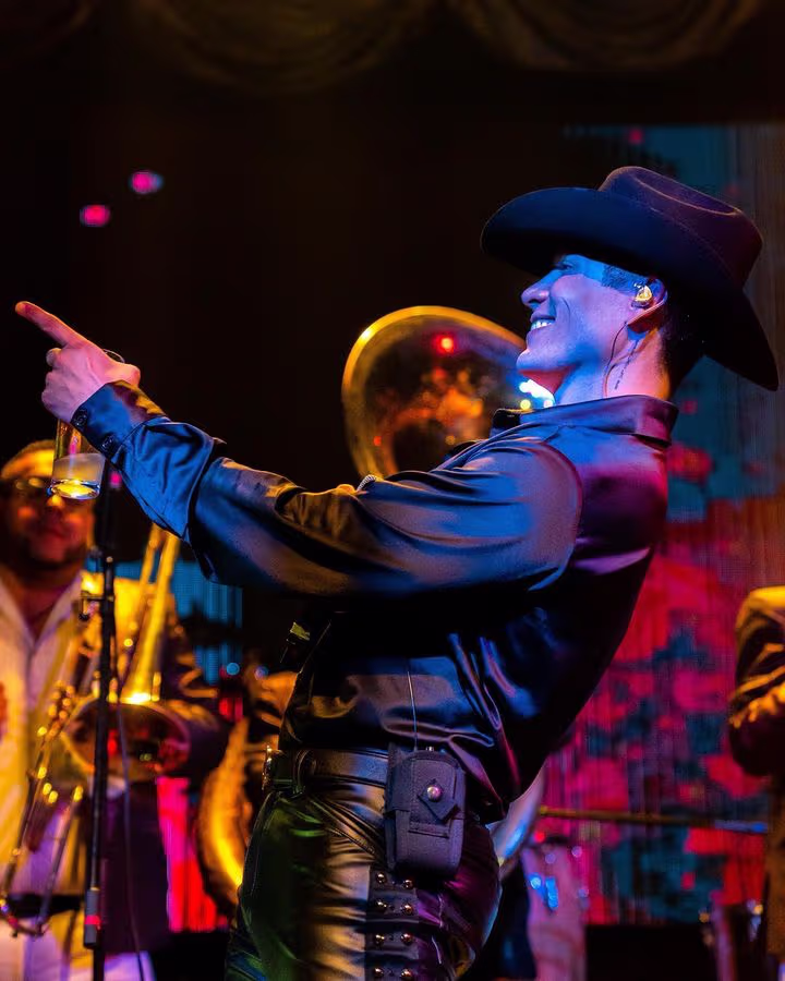 Fer Corona presenta su sencillo ‘Me arrepiento’ | Shows Qué News ...